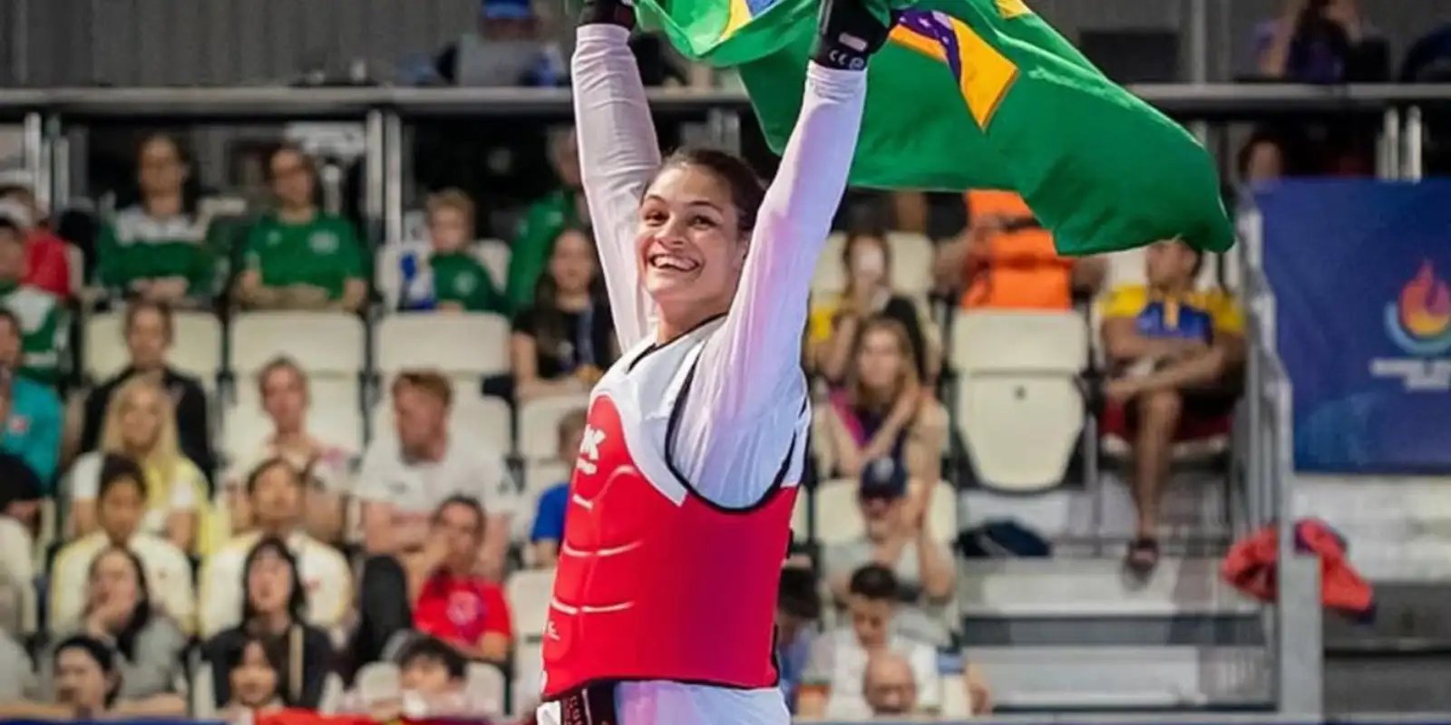Maria Clara Pacheco é campeã mundial de taekwondo na China - SiteBarra
